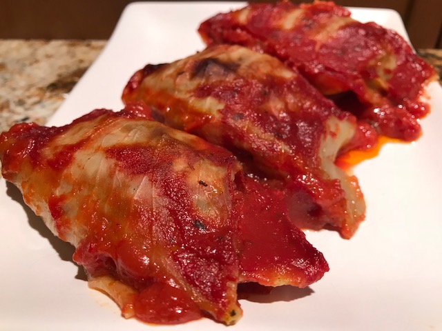 Stuffed Cabbage Rolls (Galumpkis) - Food & Wine Chickie Insider
