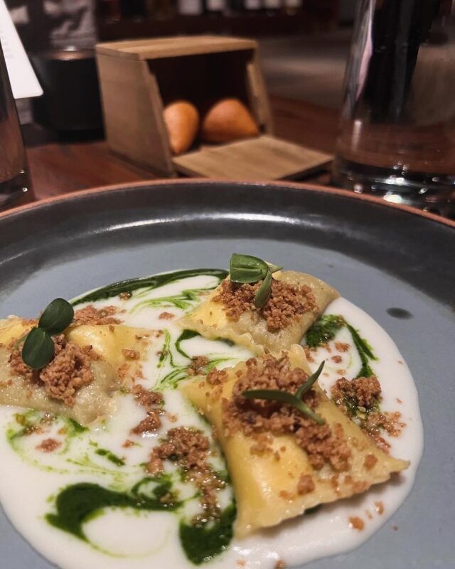 Food & Wine Chickie Insider - Neat Thoughts About Food, Wine, Travel & More